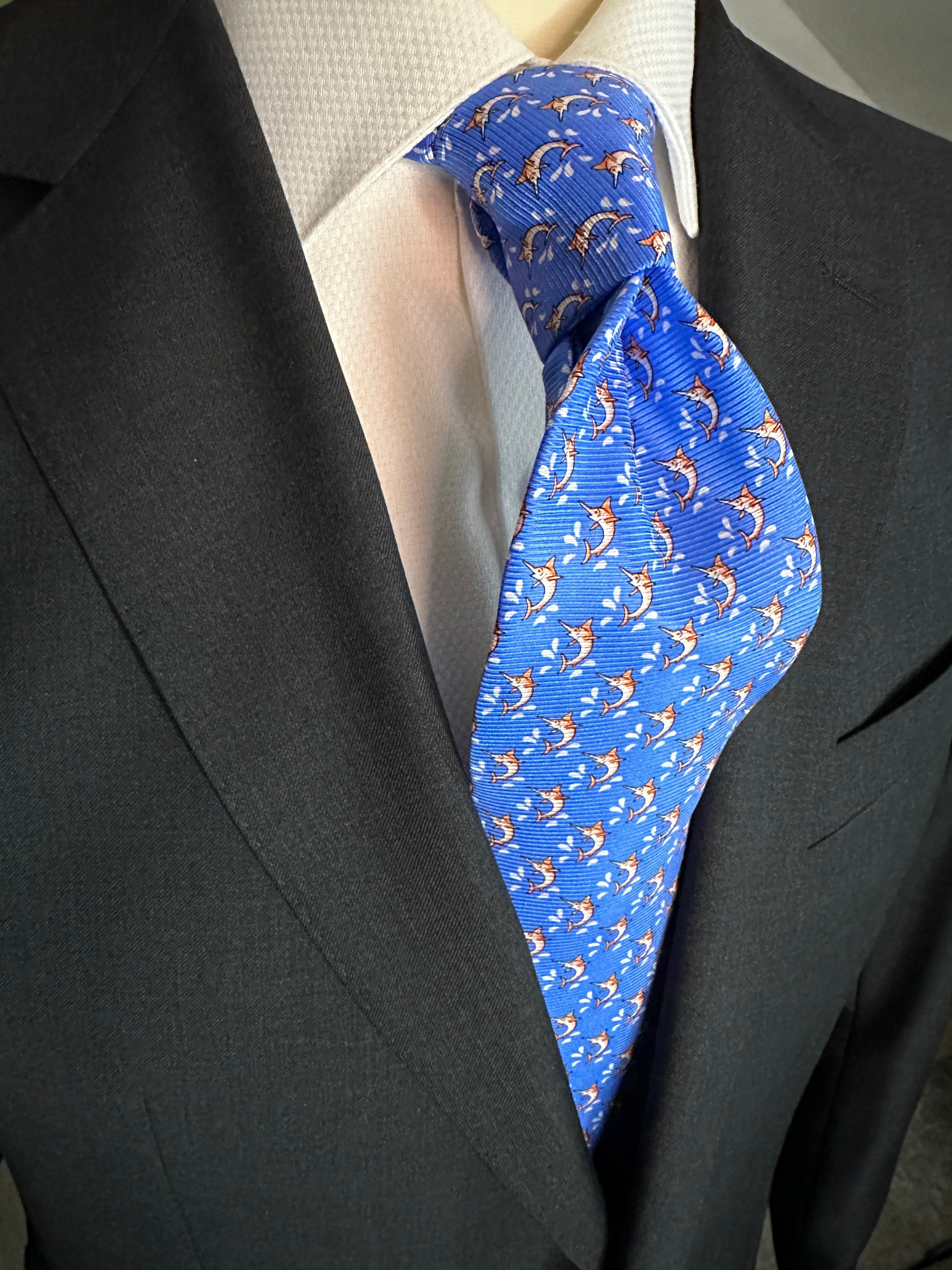SUITCAFE Silk Tie Blue With Geometric Tan Swordfish Twill